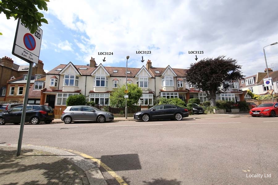 Mid-terraced 1920's family home (Southfields, London) | Locality Online