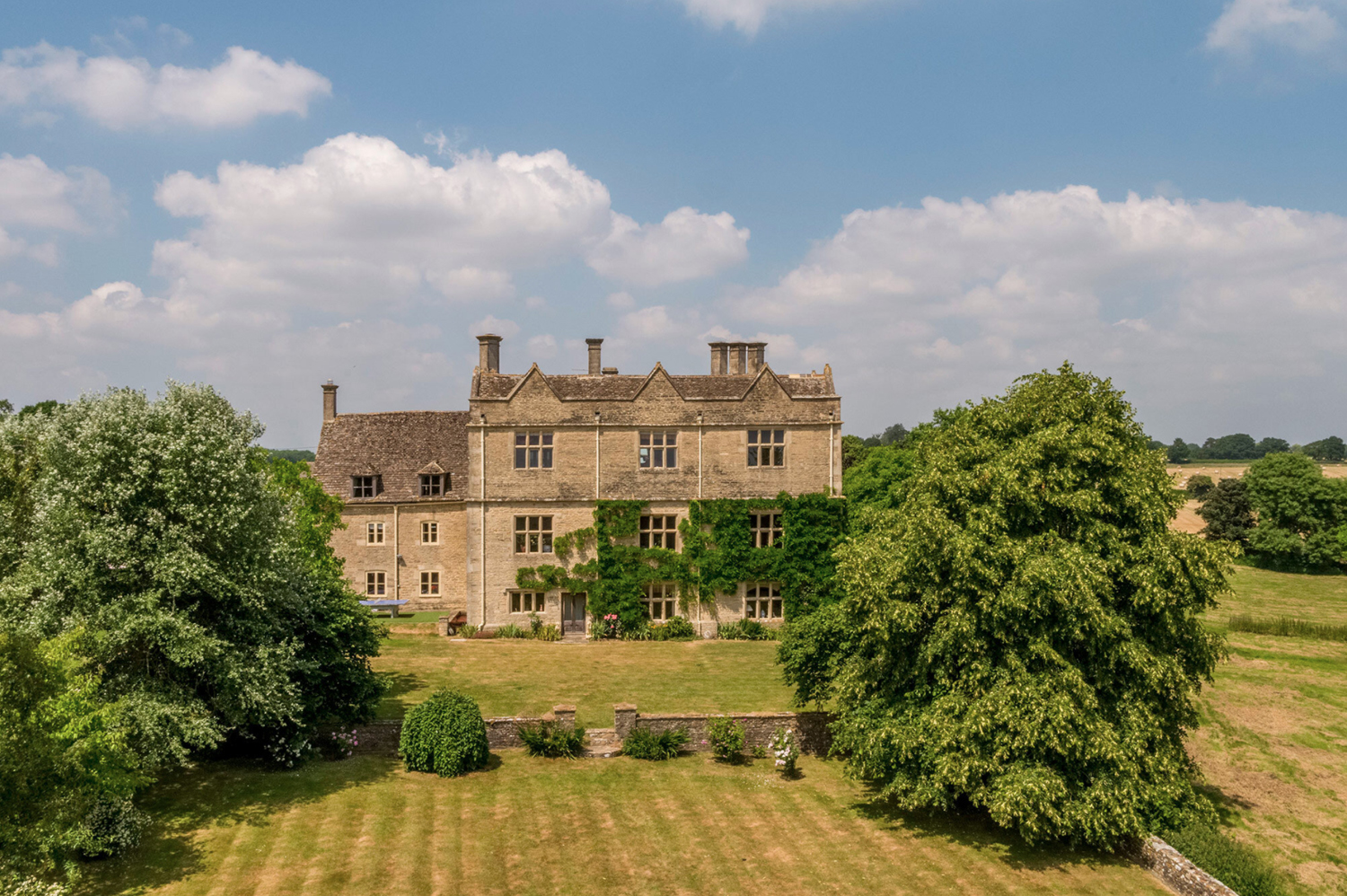 Grade II listed house with modern pool house extension (Wiltshire ...