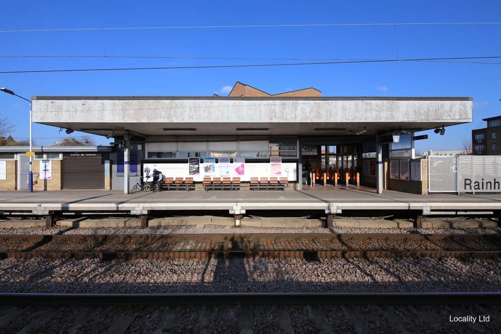 Rainham Station has a 1960's look about it. High foot bridge. (Rainham ...